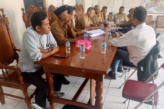 Tim Kecamatan Cepiring Laksanakan Monitoring dan Evaluasi Kinerja ...